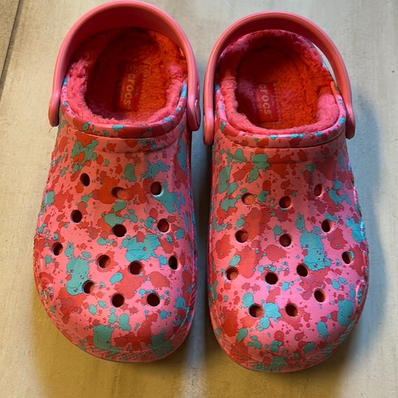 CROCS | Shoes | Girl Crocs | Poshmark